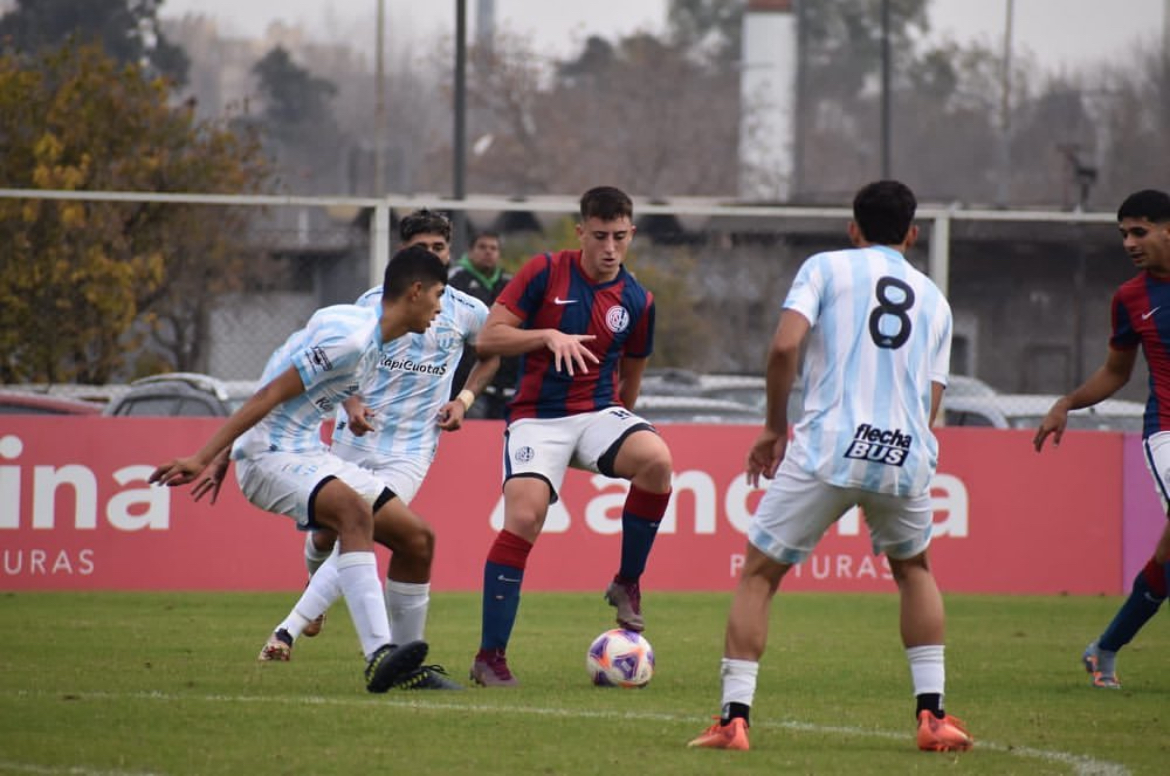 ¿Quién es Thiago Perugini, el juvenil que se sumó a entrenar con ...